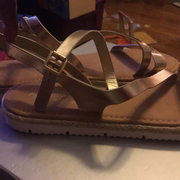 Rouge Helium | Shoes | Womens Sandals | Poshmark